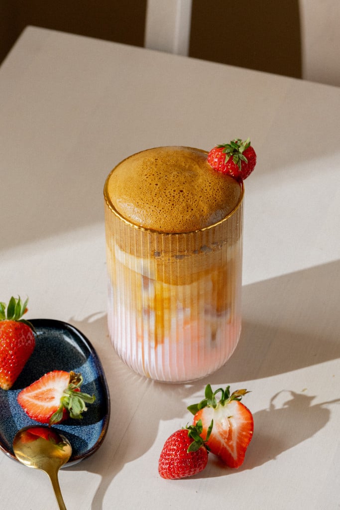 Strawberry dalgona | Stollar